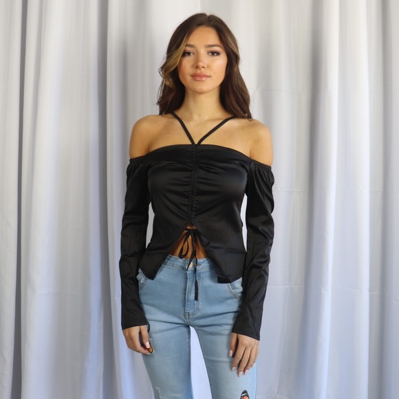 Muse | Tops | Never Worn Mussier Piece Off The Shoulder And Featuring A ...
